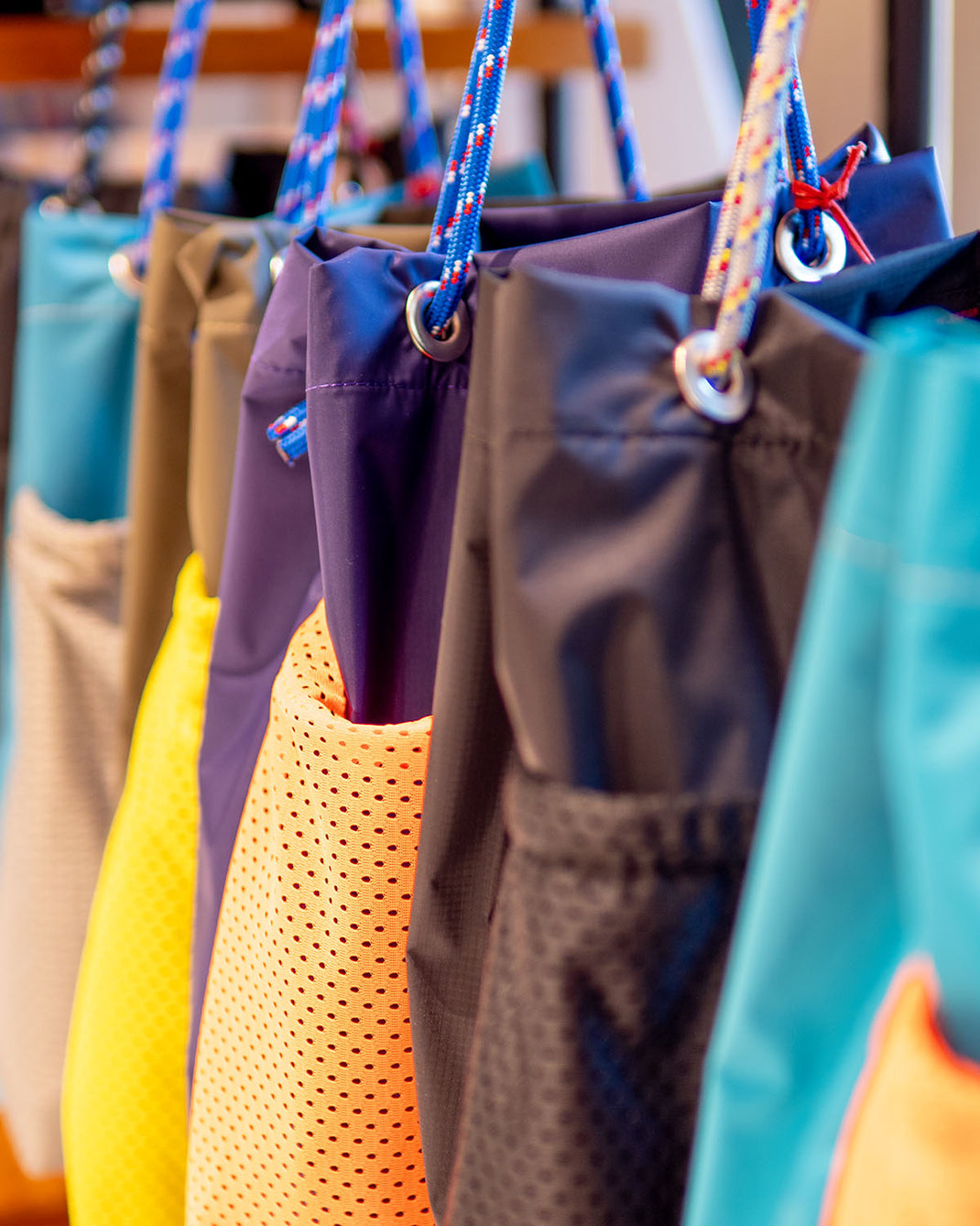 HOPPING CORD SHOPPER WIDE (M) NEW COLOR – MAKE ART YOUR ZOO